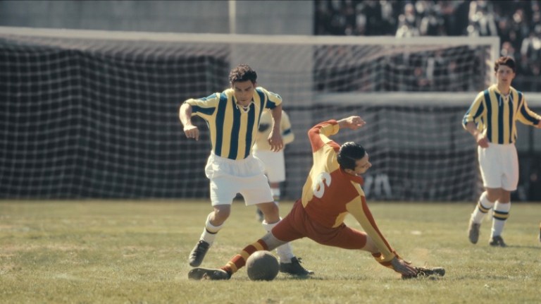 Lefter: Die Geschichte der Fußballlegende Ordinarius: Kritik zum ...